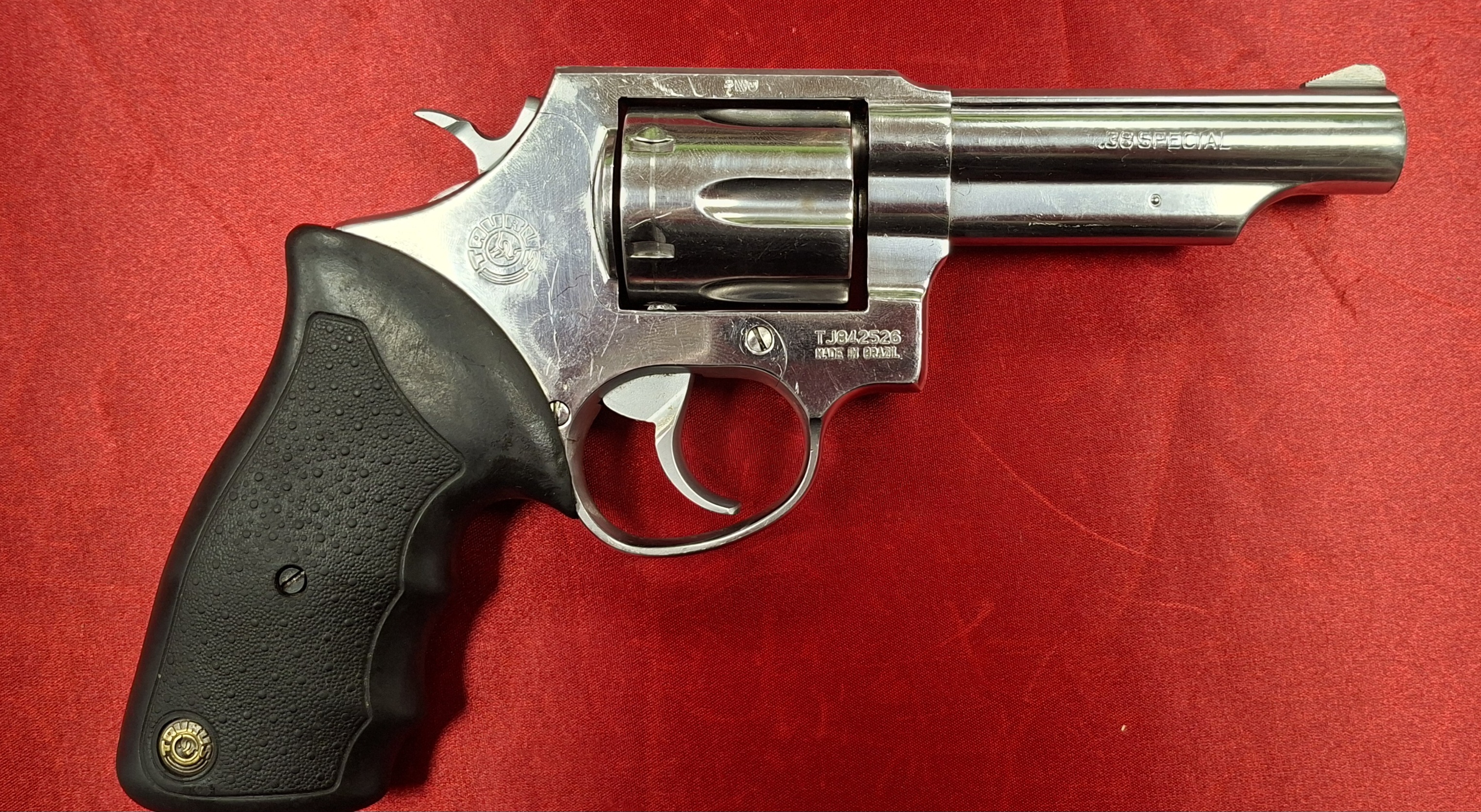 OCCASION REVOLVER TAURUS 82 CAL 38SP